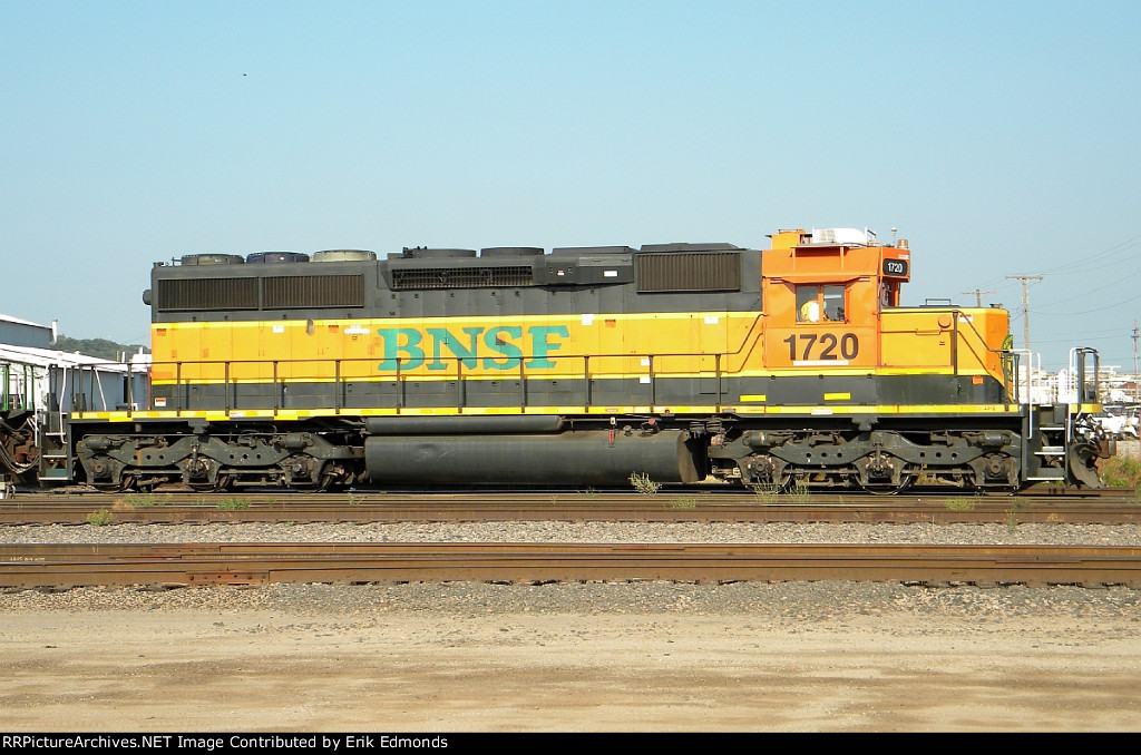 BNSF 1720 Side